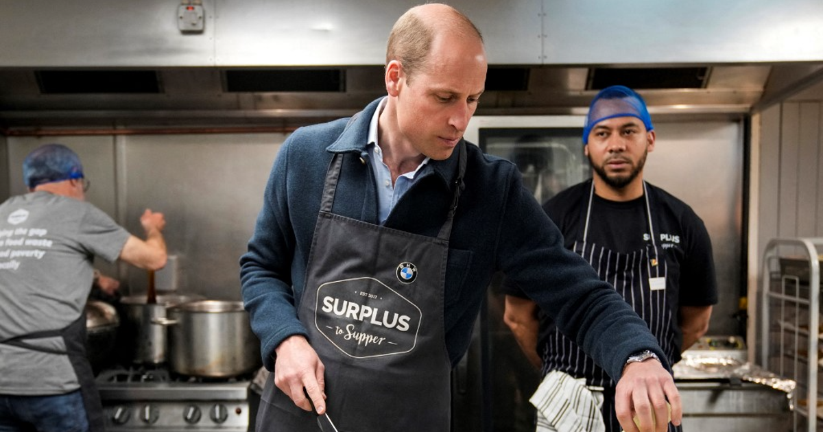 A testbeszéd-szakértő szerint Vilmos herceg így érzi magát Katalin ...