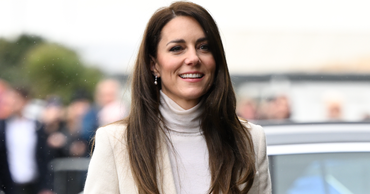 Kiderült, ezeket viheti magával Katalin hercegné az apró táskáiban - Elle