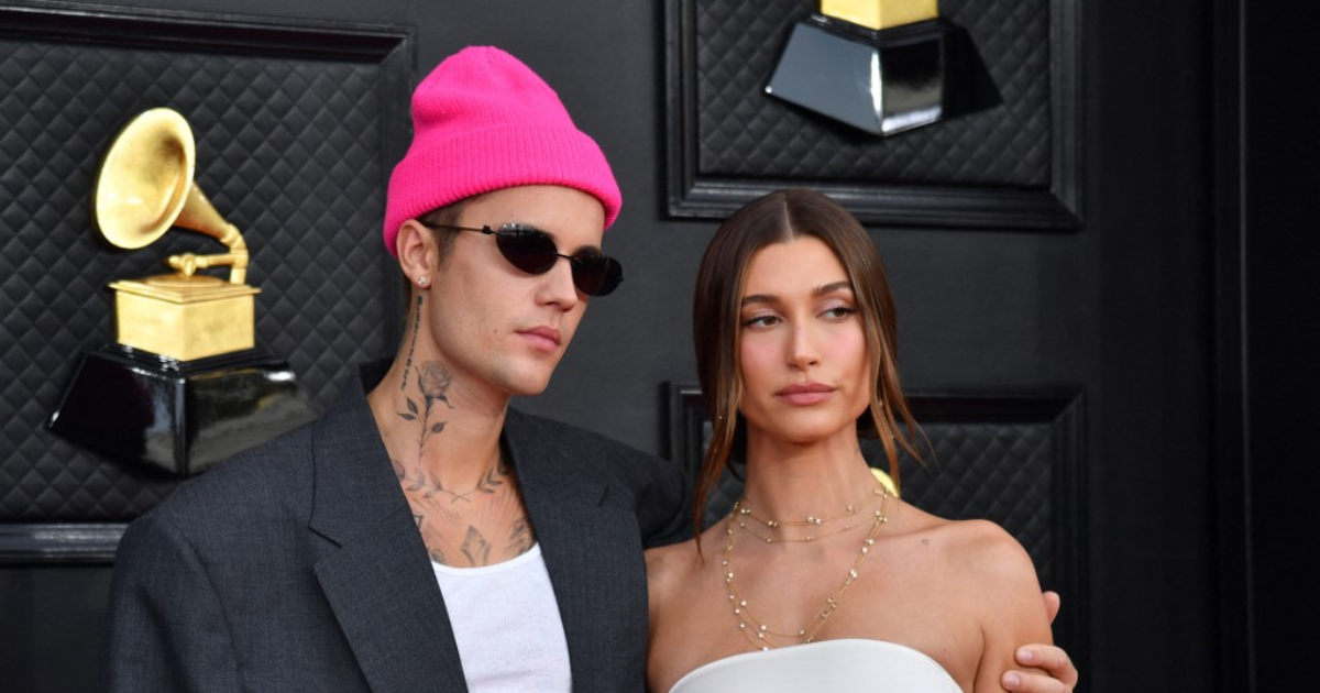 Fotó: Hailey Bieber először jelent meg a várandóssága bejelentése óta ...