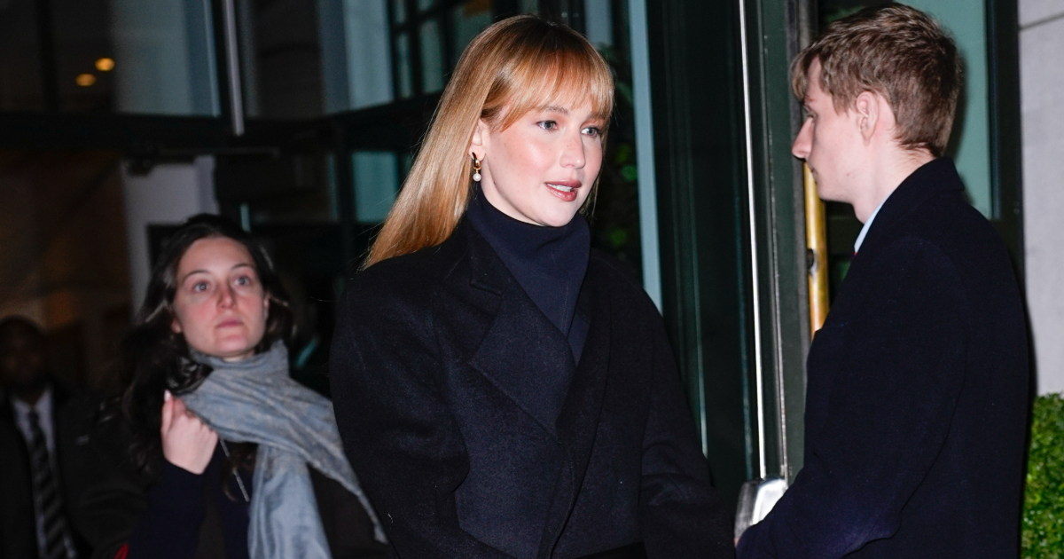 Jennifer Lawrence garbója az idei tél sztárja – egyszerű, de nagyszerű ...