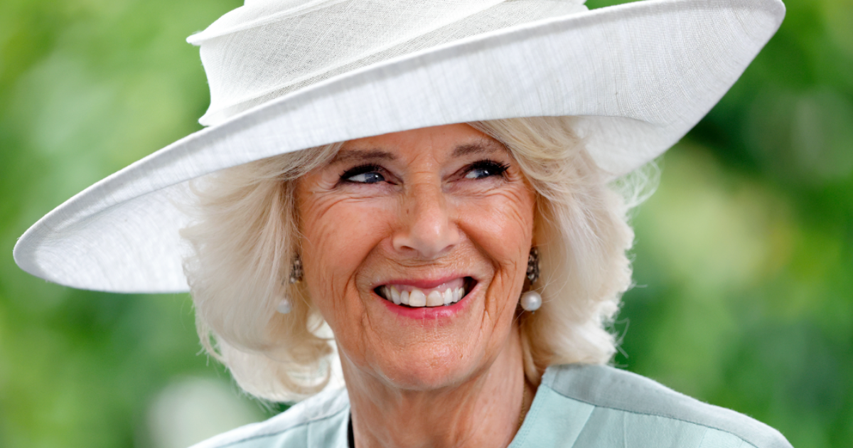 Így változott meg Kamilla királyné stílusa a koronázás óta - Elle