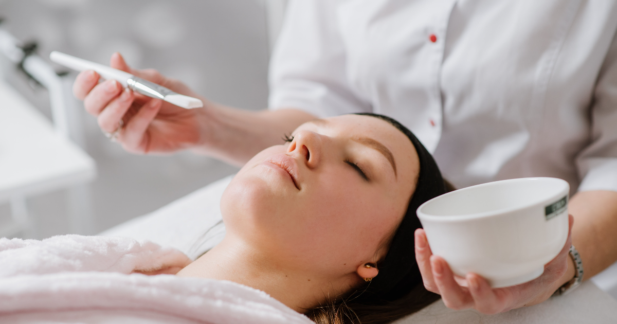 3 szokás, amit a kozmetikusok ki nem állhatnak a vendégektől - Elle