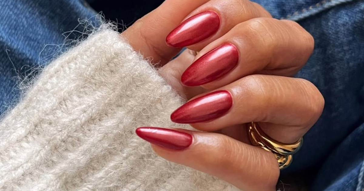 4 karácsonyi króm manikűr, amit imádni fogsz - Elle