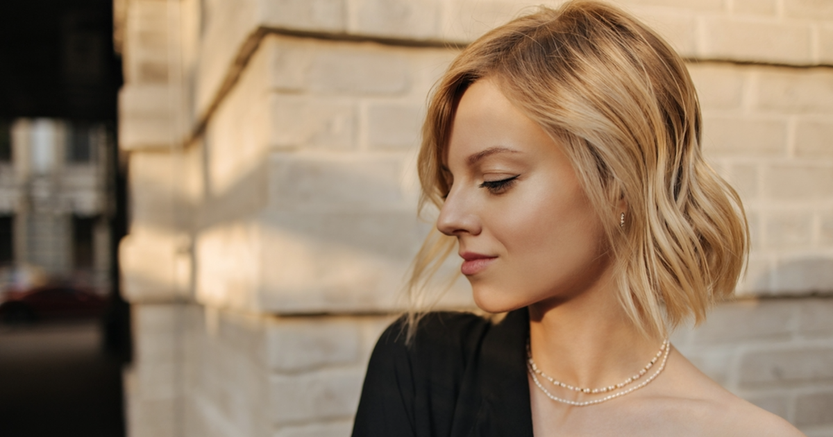 A flipped bob 2024 legkülönlegesebb hajtrendje - Elle