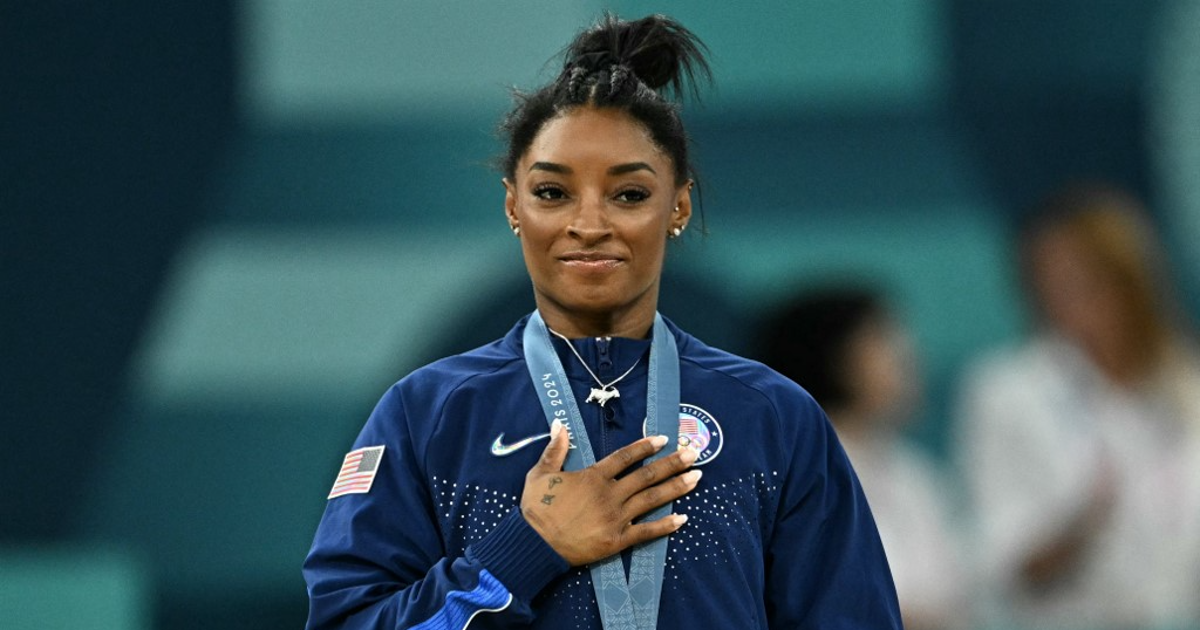 Simone Biles erre a furcsa sminktrükkre esküszik - Elle