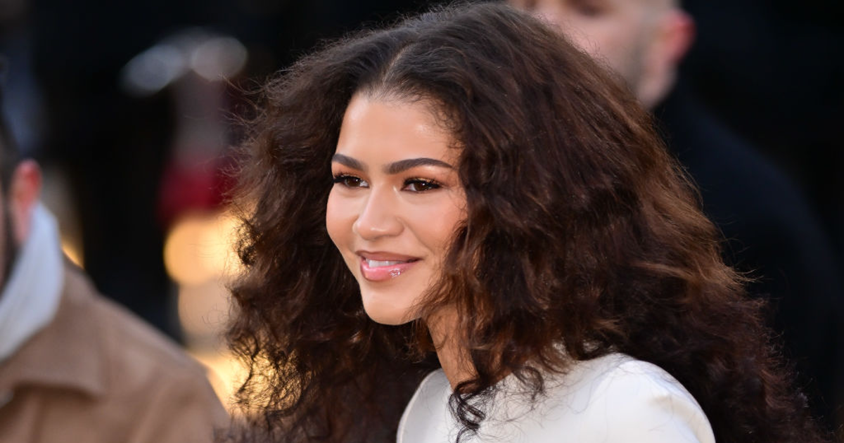 Zendaya erre a 26 ezer forintos parfümre esküszik, évek óta viseli - Elle