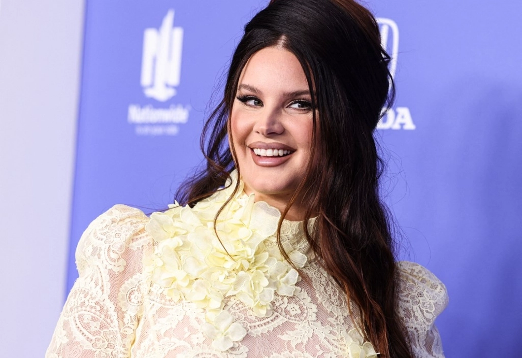 Itt van minden, amit Lana Del Rey esküvői ruhájáról tudni lehet - Elle